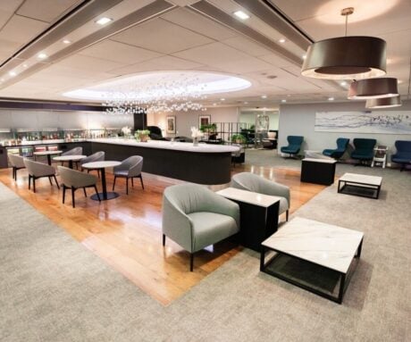 British Airways Business Class vs First Class: Which Avios redemption ...